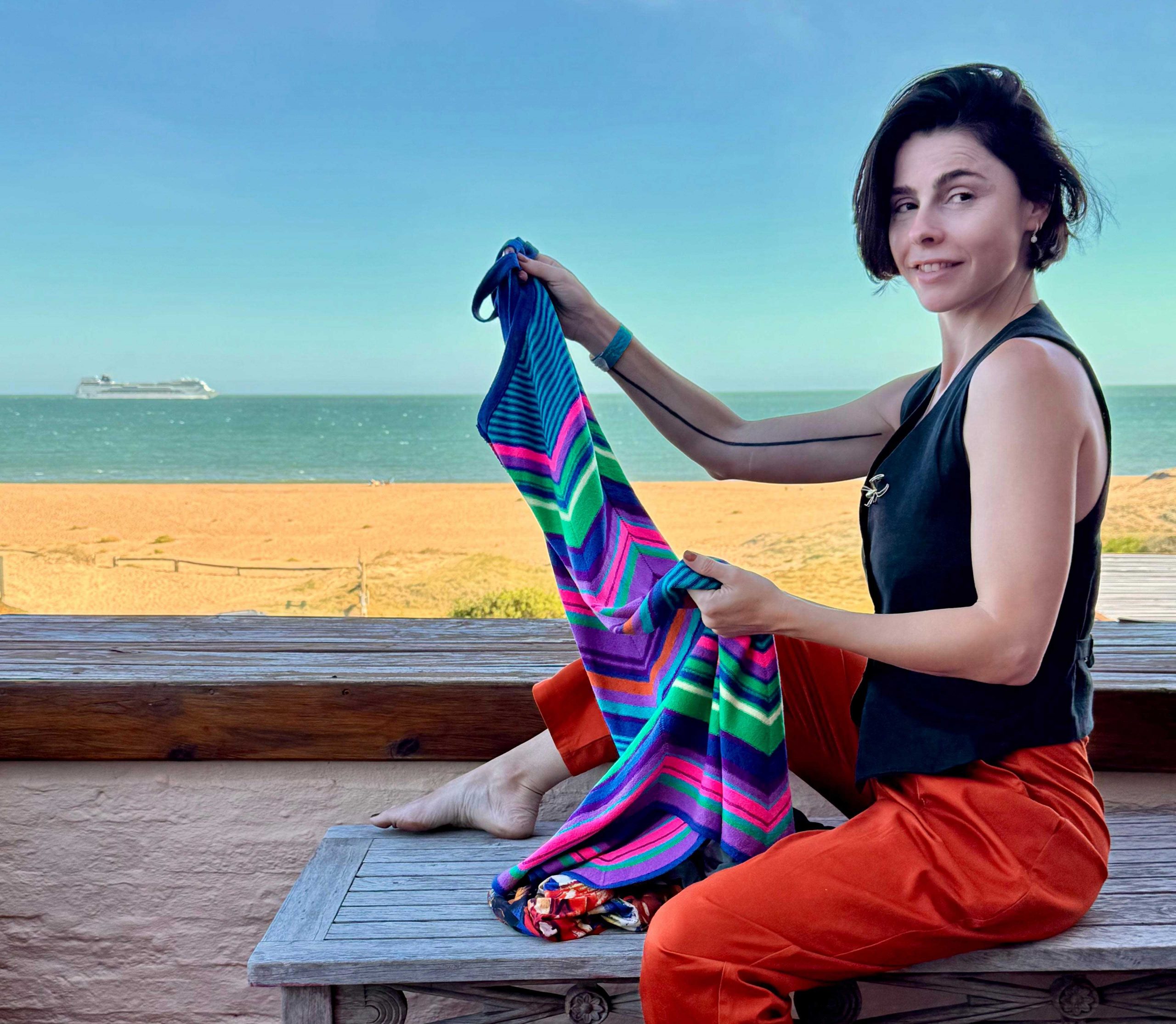 Corine Fonrouge: La Energía del Color - PuntaDelEsteInternacional.com